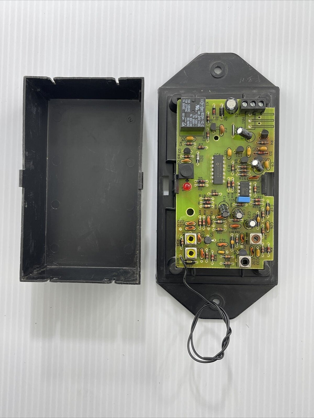 Overhear Door ACSR30 Type ERY Garage Door External Radio Receiver Geni ...